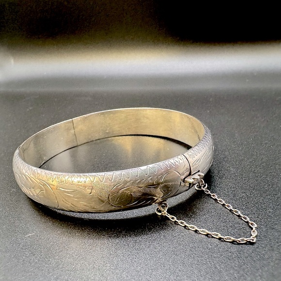 Jewelry | Vintage Isc Th Etched Sterling Silver 925 Hinged Bangle ...